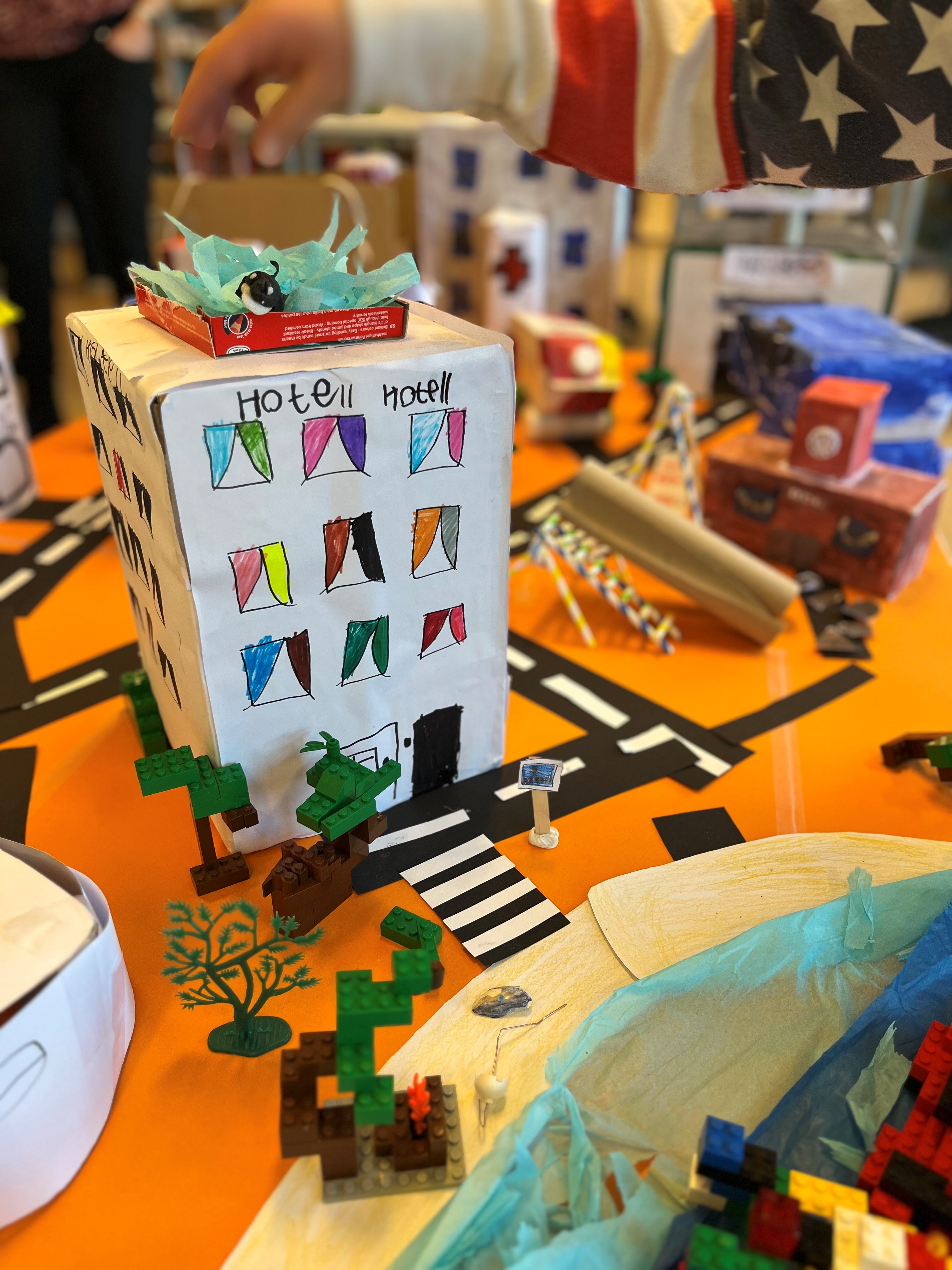 Nettnytt fra 2. trinn - Byen vår